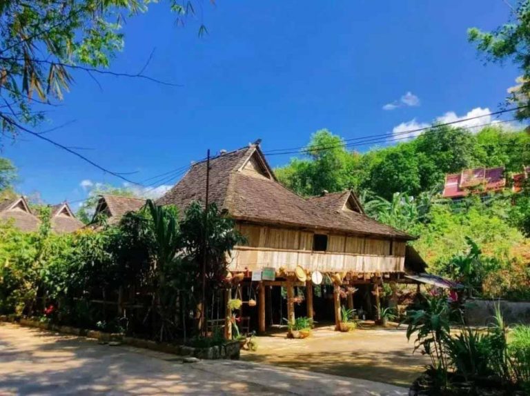 Traditional Chinese House: Elements, Types, and Difference - Pepchina